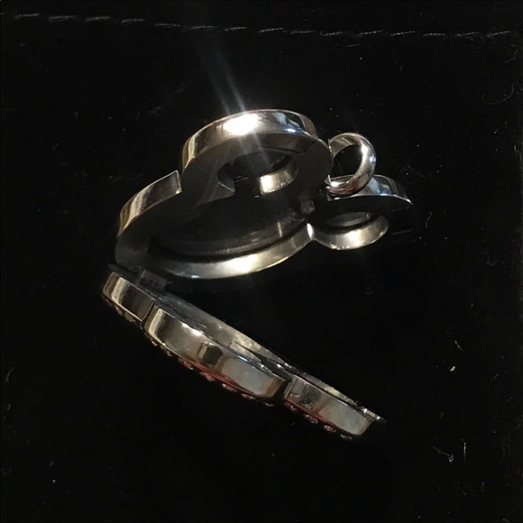 Disney | Jewelry | Mickey And Minnie Mouse Floating Charm Locket | Poshmark